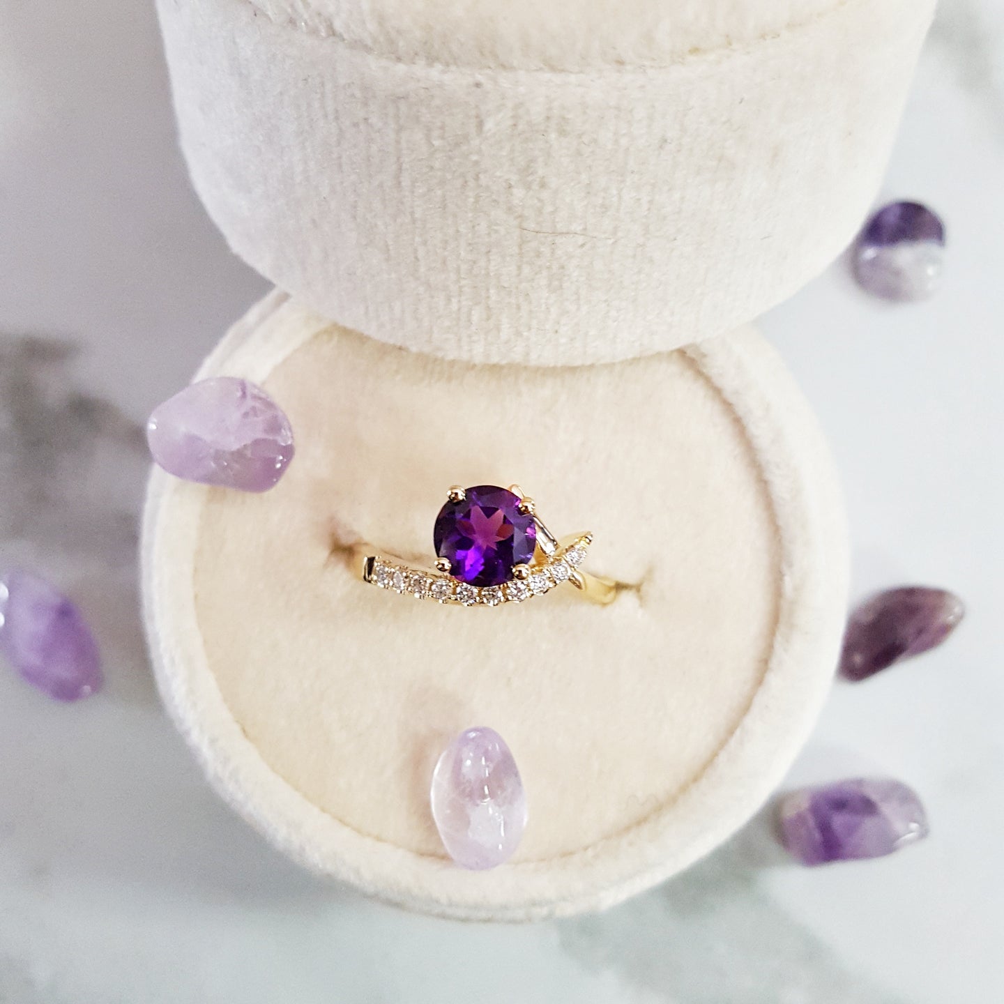 "Fae" 14K Yellow Gold Arizona Amethyst Ring 362916 – Sami's