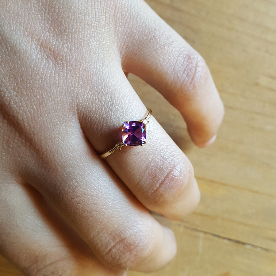 "Fae" 14K Yellow Gold Arizona Amethyst Ring 362916 – Sami's